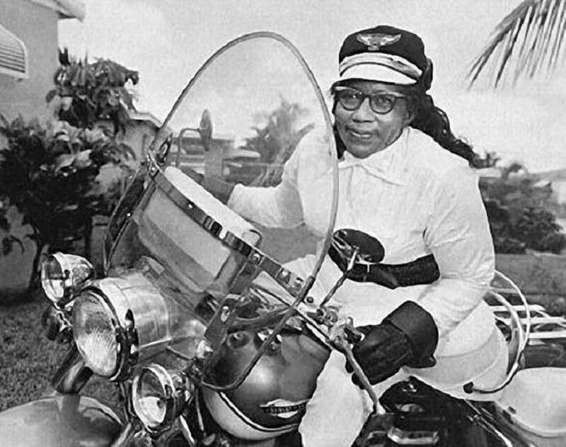 Vintage Photos of "Motorcycle Queen" Bessie Stringfield, Who Owned 27 ...