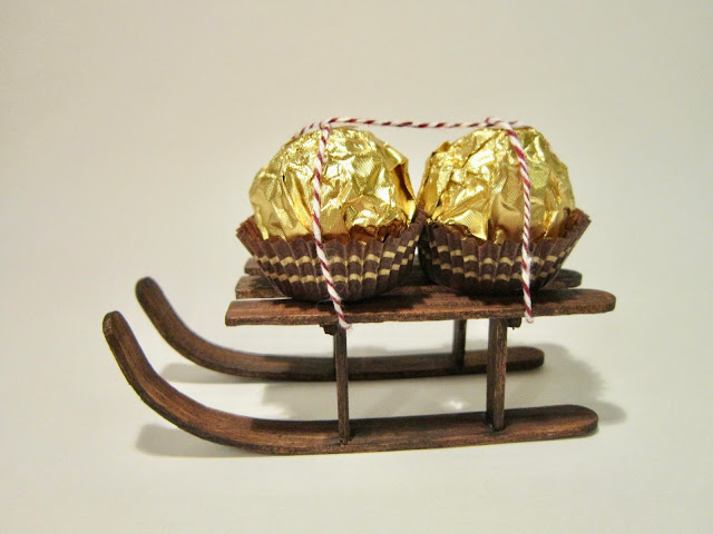 Always Arty: Lolly Stick Sledge