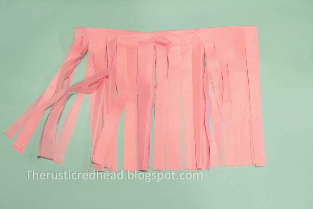 THE RUSTIC REDHEAD: DIY Tissue Paper Garland