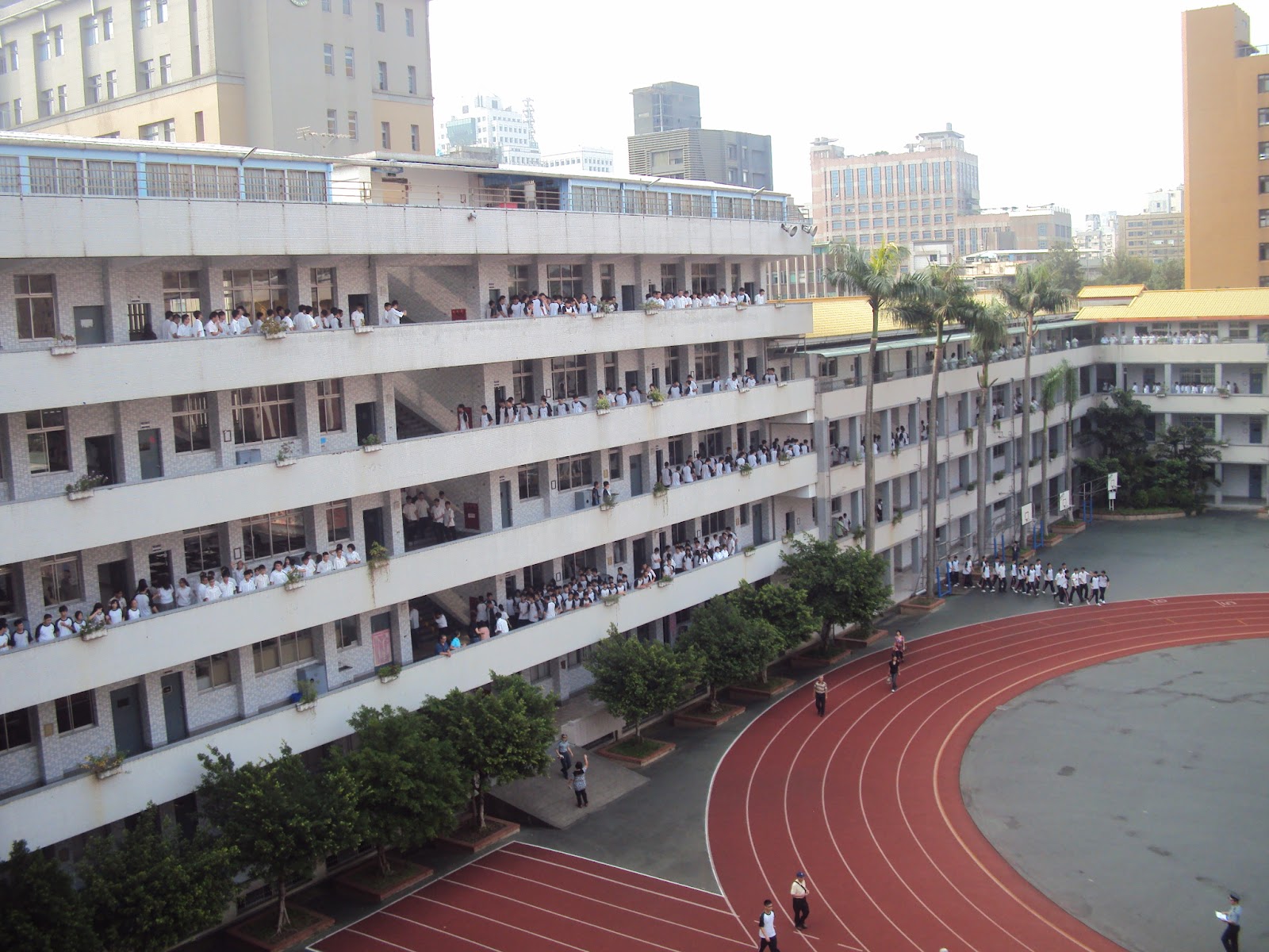 Ida in Taipei - 2012/2013 : Meine Schule - KaiNan High School Taipei