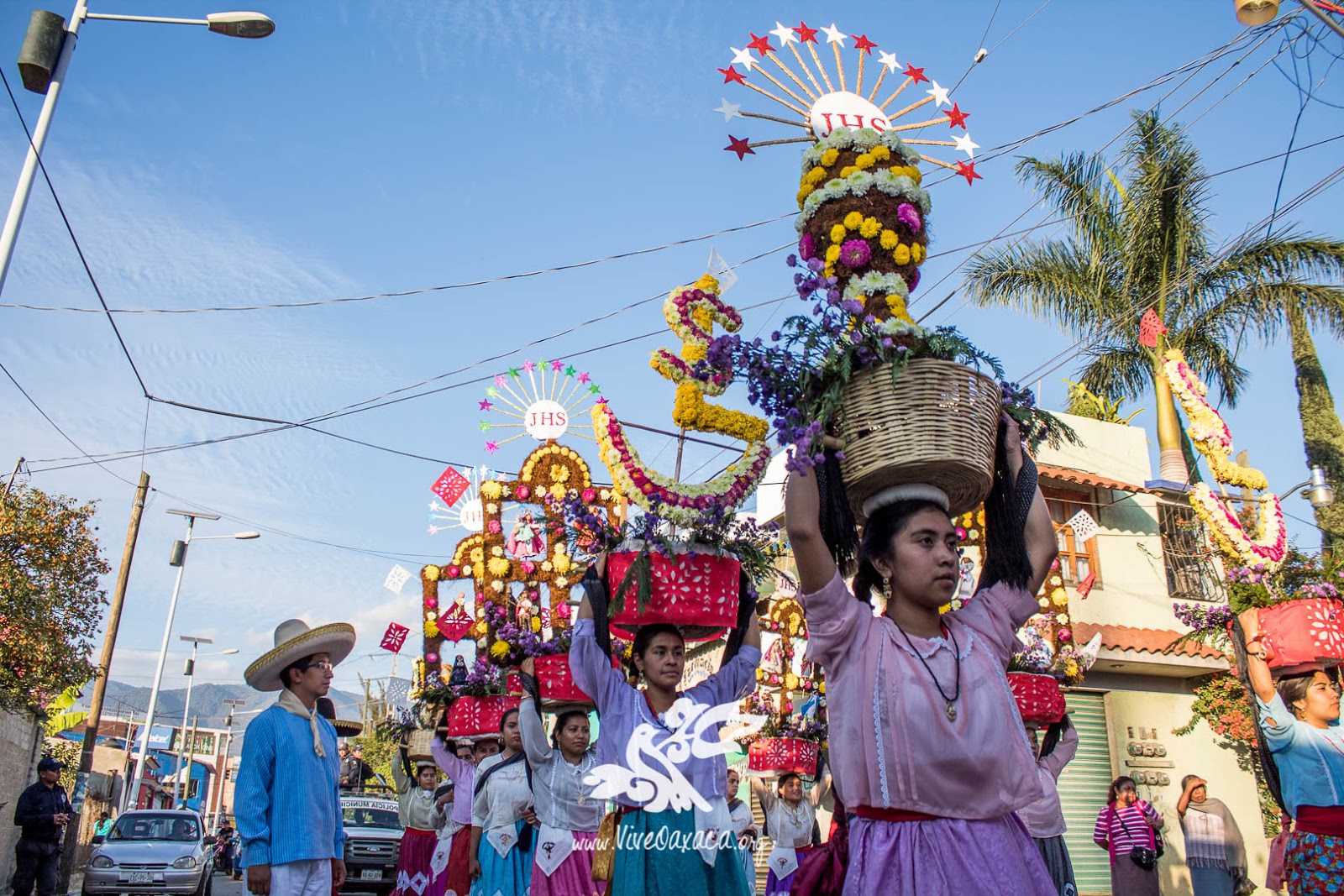 Calenda de Flores y Luces de la Fiesta 2018 de Santa Lucía del Camino ...