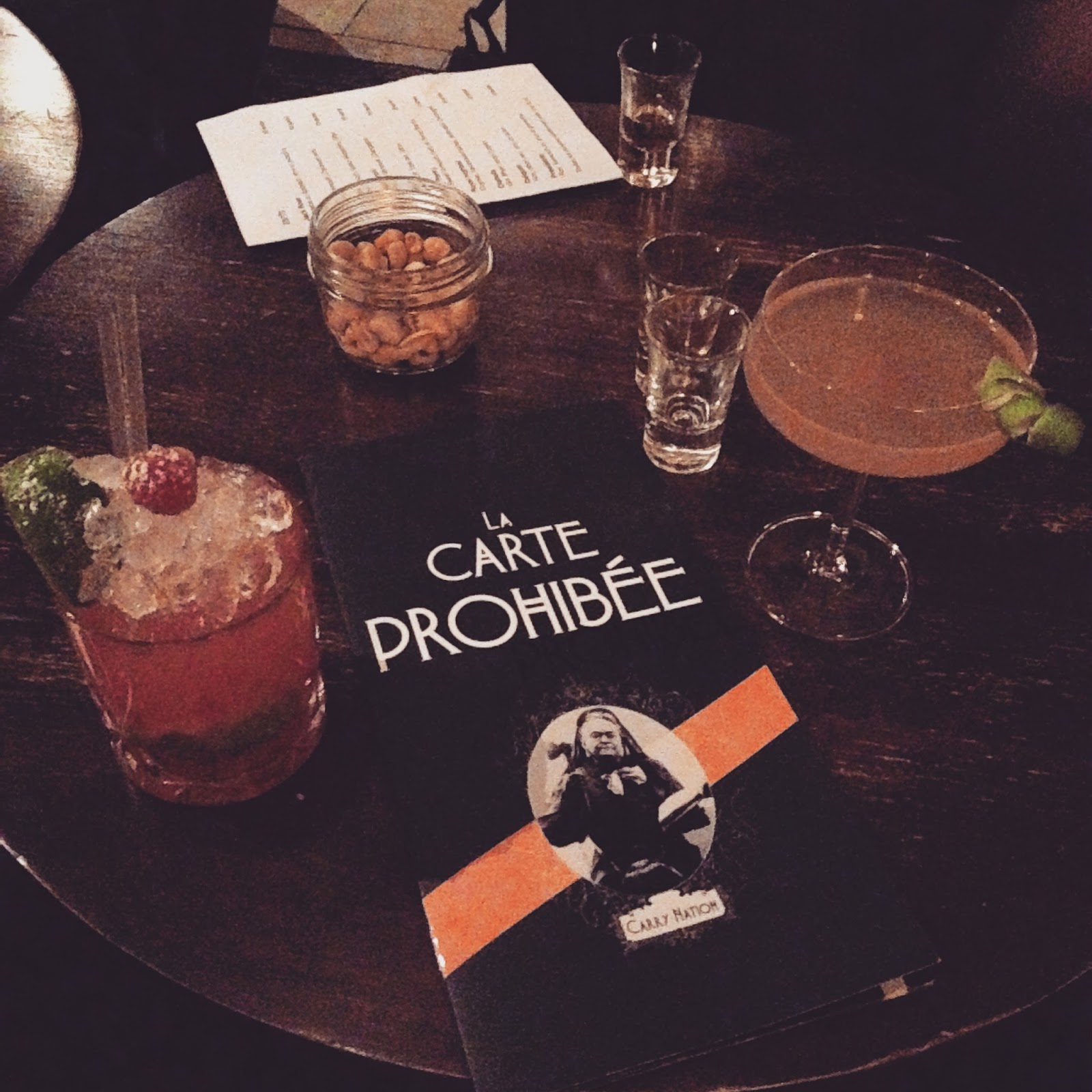 Carry Nation, bar clandestin