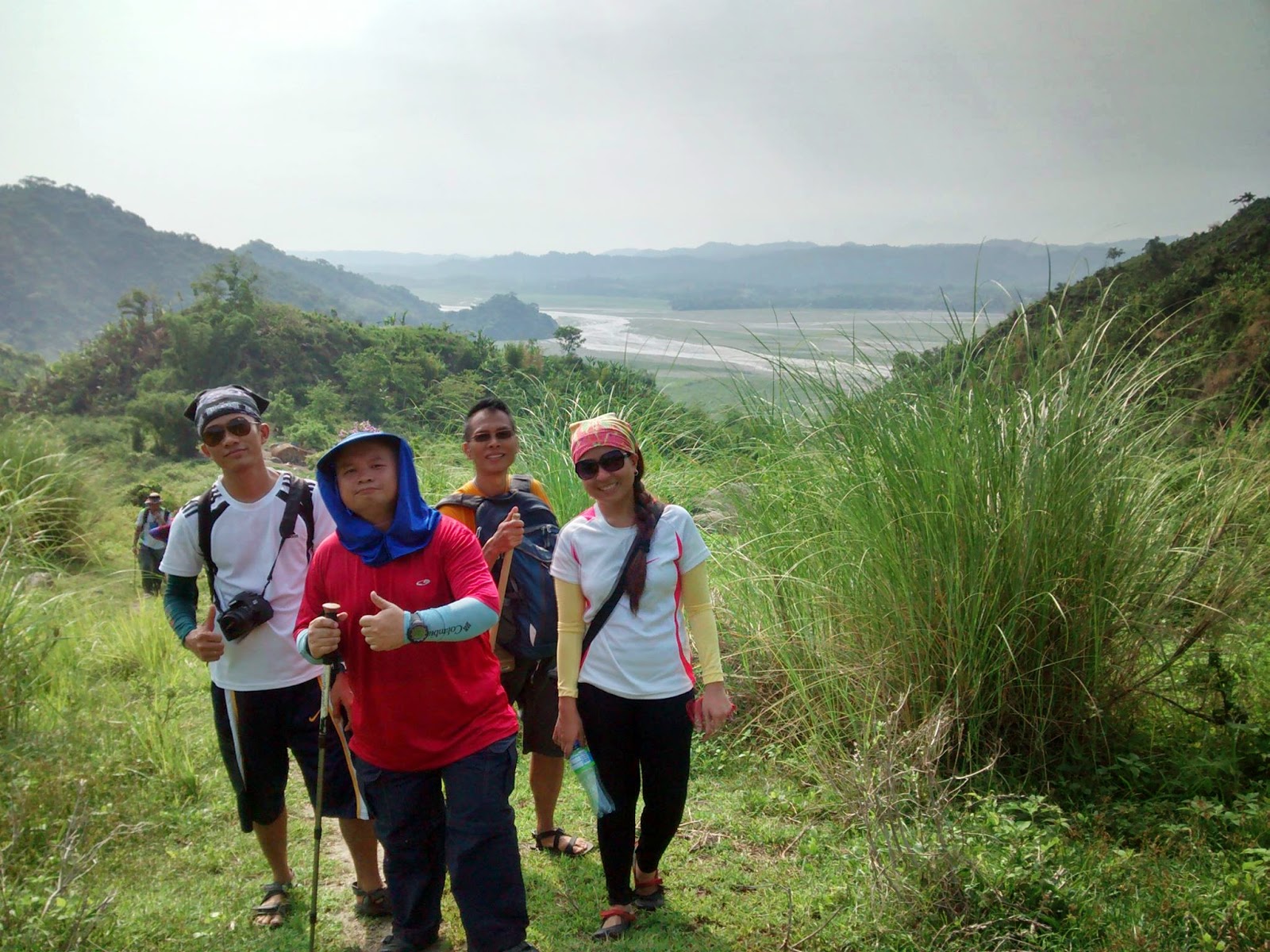Larga-Bista: Mount Telakawa (Capas, Tarlac)
