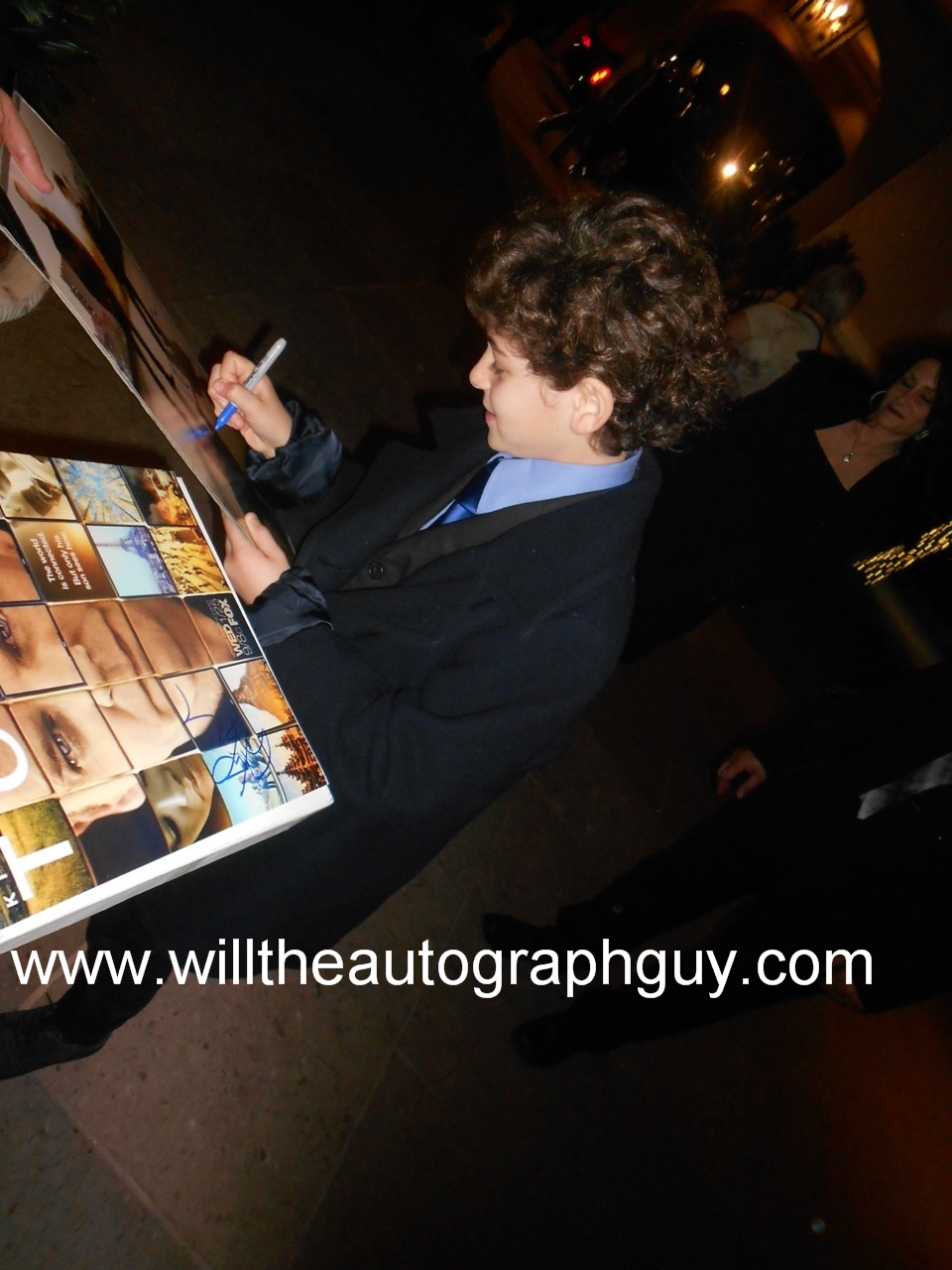 Will The Autograph Guy: Kiefer Sutherland and David Mazouz of Touch ...