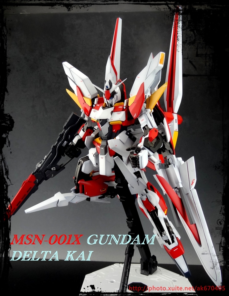 Custom Build: 1/100 Gundam Delta Kai "Master Grade"