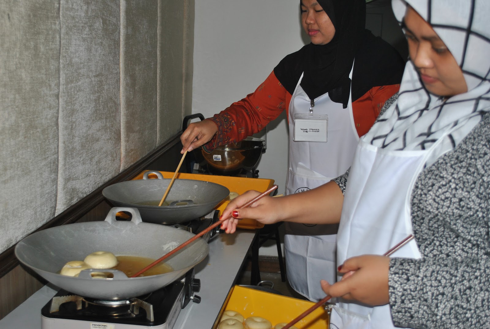 ZIQ BAKERY & CAKE: AKTIVITI SEPANJANG KURSUS PEMBUATAN ROTI,KEK & PASTRI