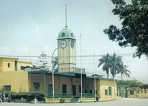 Laredo Comunica: HOMENAJE A LAREDO - PERU