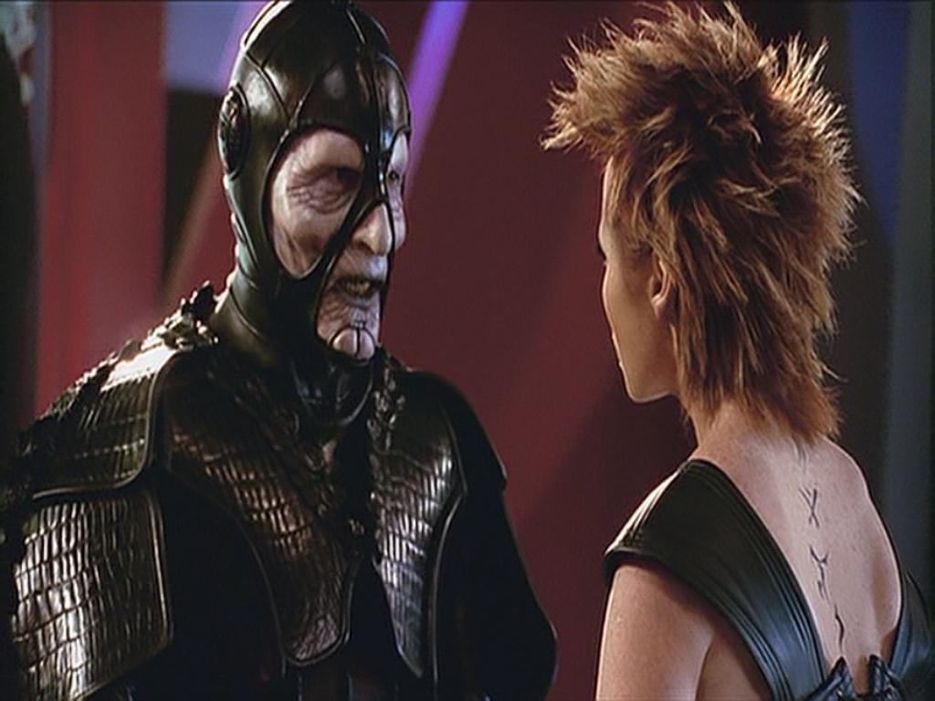Rotten Reelz Reviews: Farscape Week: Farscape: The Peacekeeper Wars