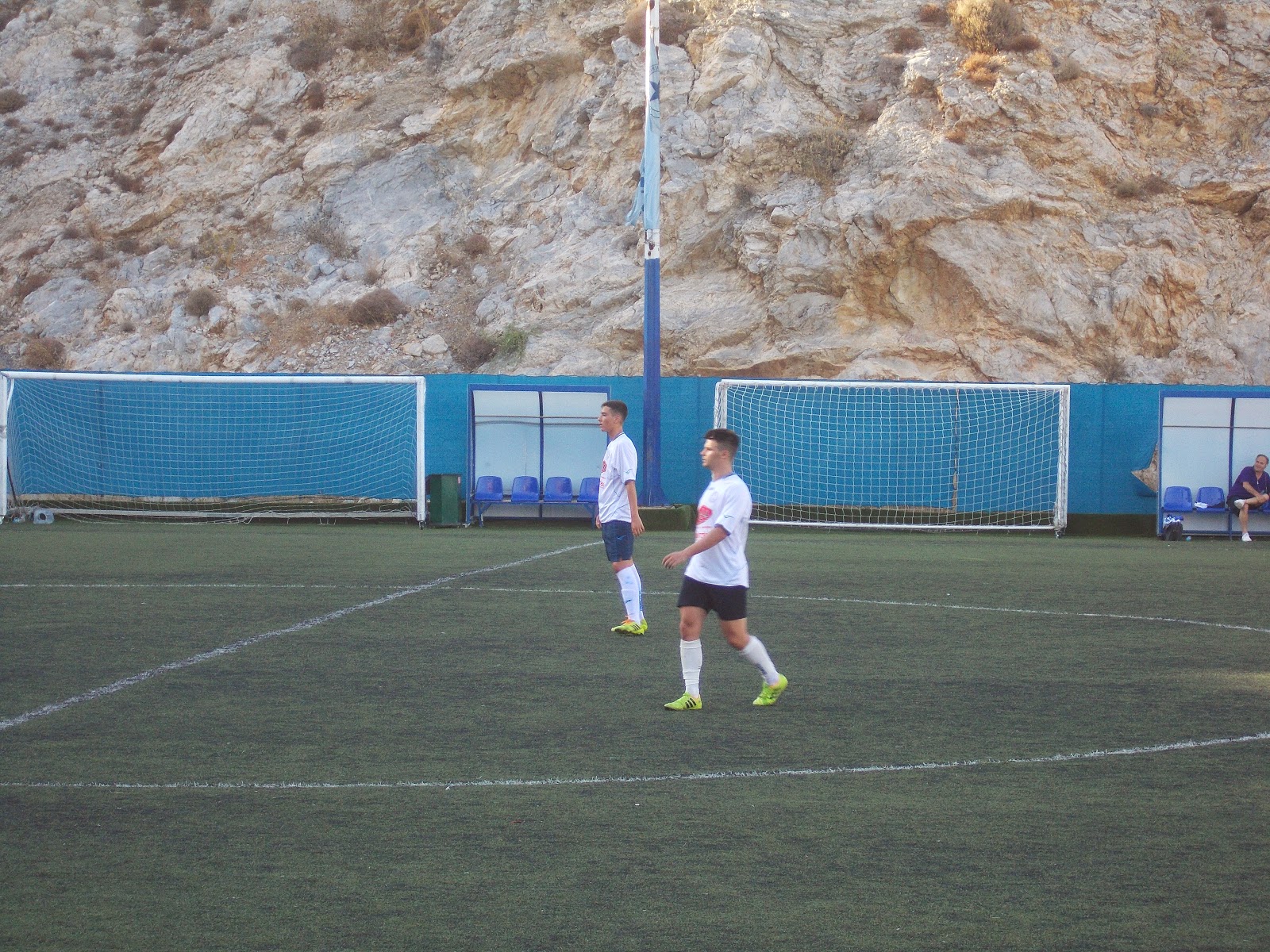 ΣΧΟΛΗ ΠΟΔΟΣΦΑΙΡΟΥ ΚΑΤΕΡΙΝΗΣ: ΕΠΕΣΤΡΕΨΕ ΑΠΟ ΤΗΝ ΑΘΗΝΑ Ο ΕΘΝΙΚΟΣ ΝΕΟΥ ...