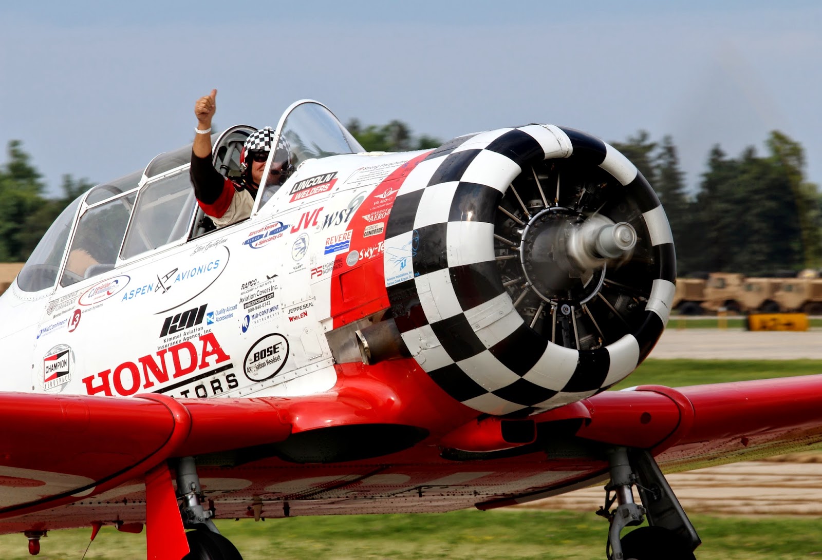 The Aero Experience: EAA AirVenture Oshkosh 2014 Airshows: The ...