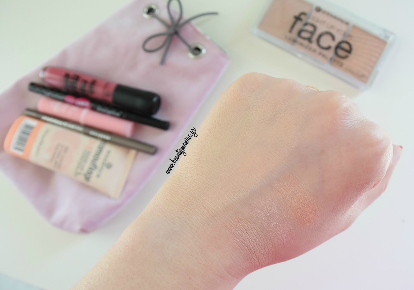 Beauty Maniac - Εδώ μιλάμε για ομορφιά!: Essence #Review & Swatches