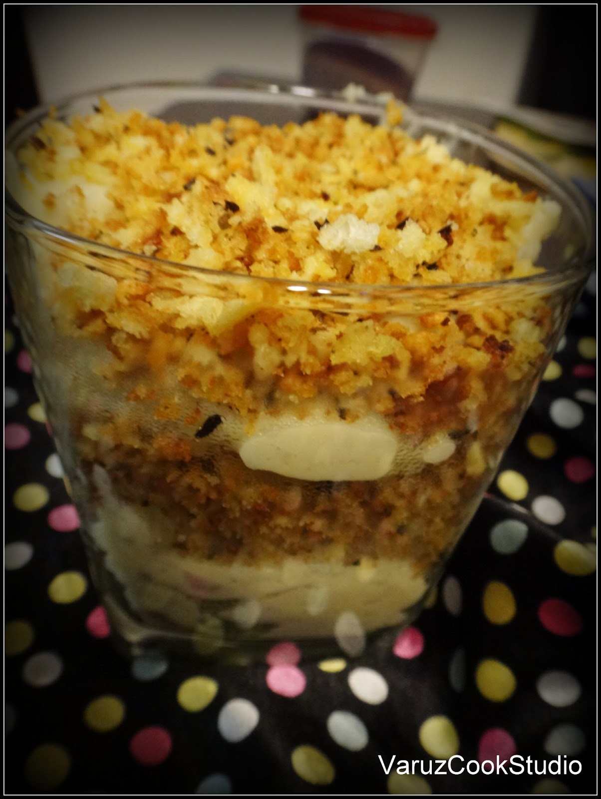 VaruzCookStudio: Crispy Layered Potato Mash