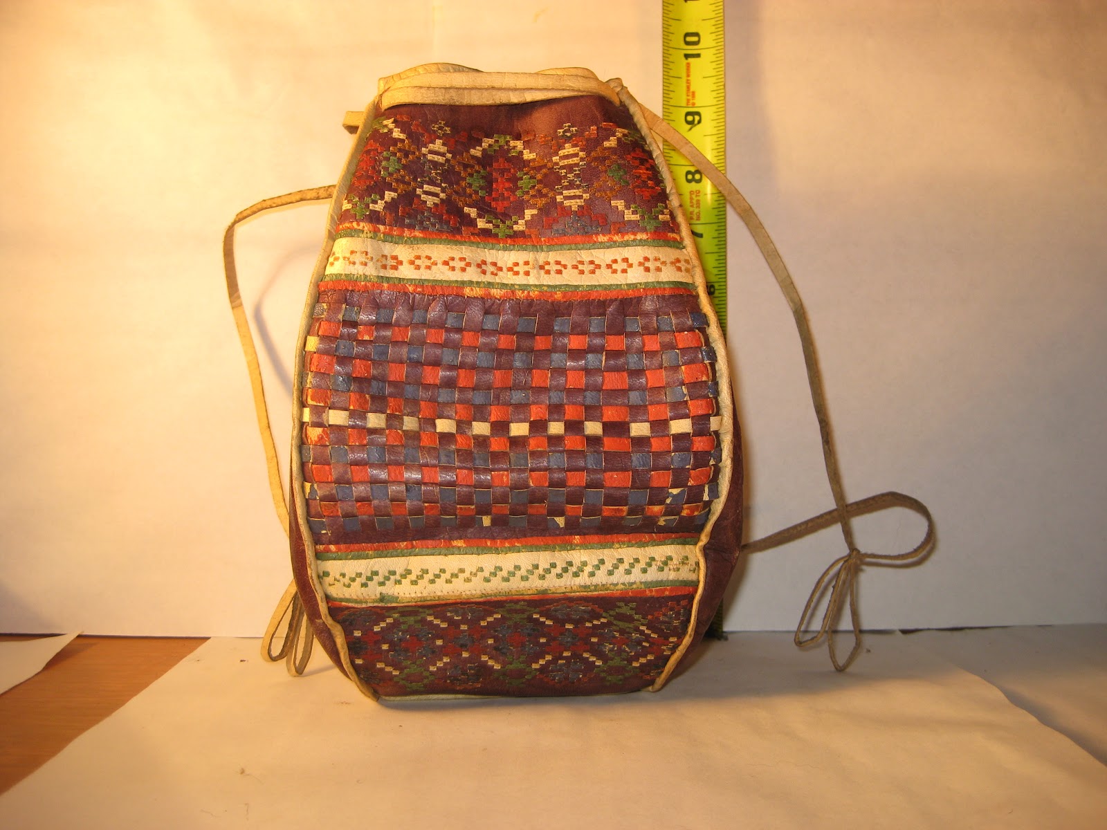 Inuit Arts and Crafts: May 2012