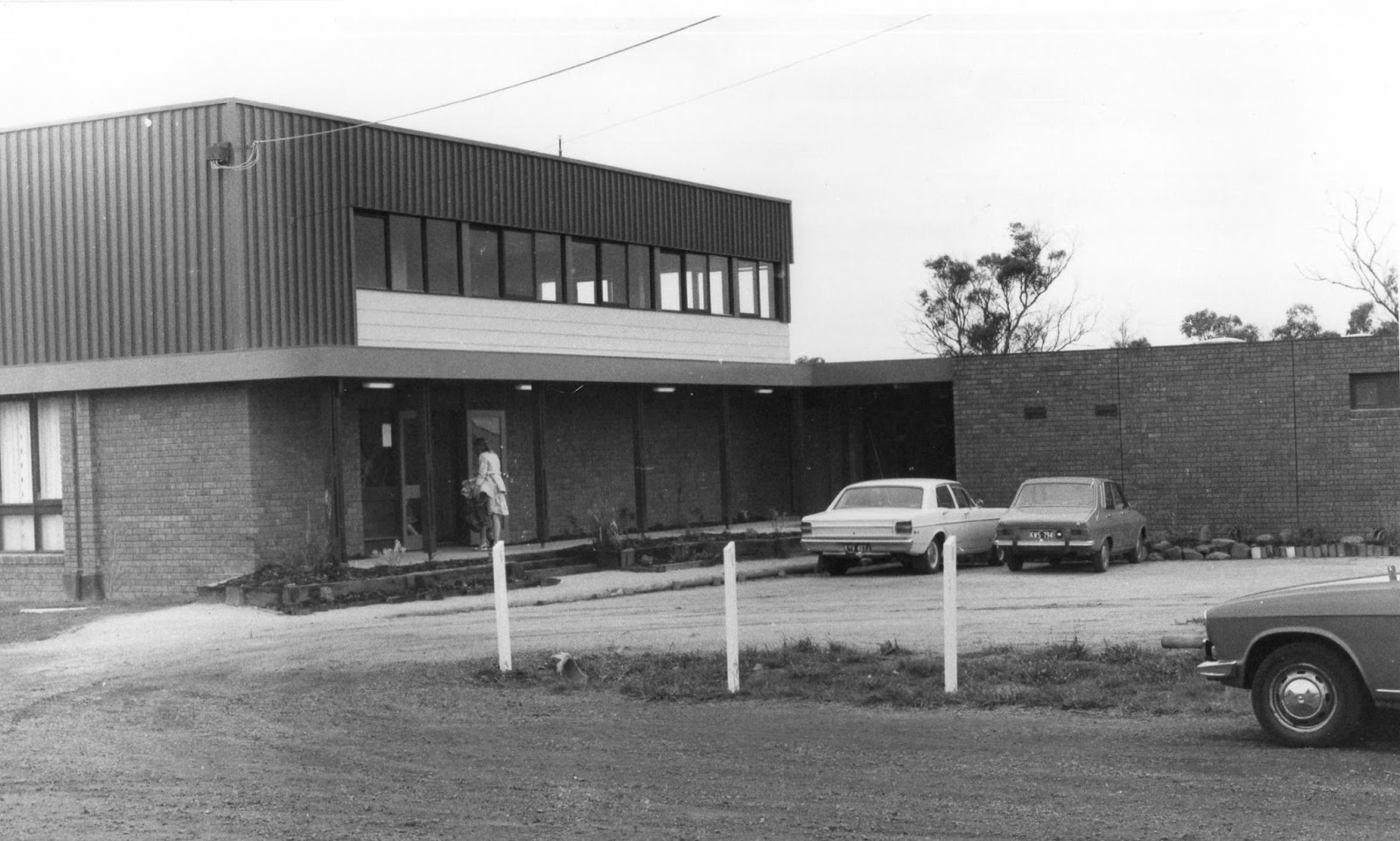 Casey Cardinia - links to our past: Narre Warren Library