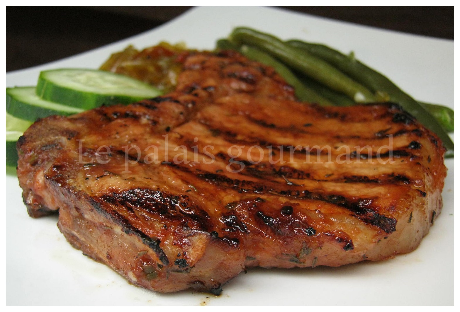 Le palais gourmand: Côtelettes de porc barbecue à l'ancienne