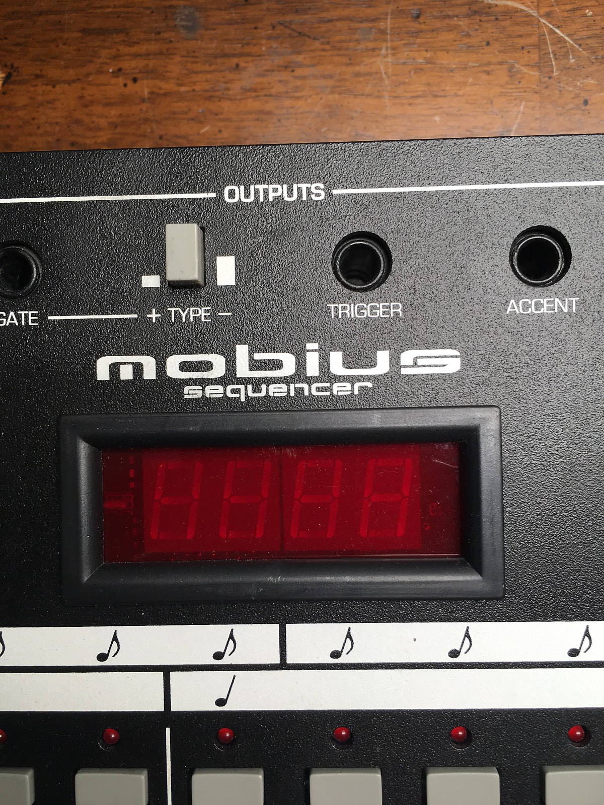 MATRIXSYNTH: Future Retro Mobius Sequencer SN FRM081US444