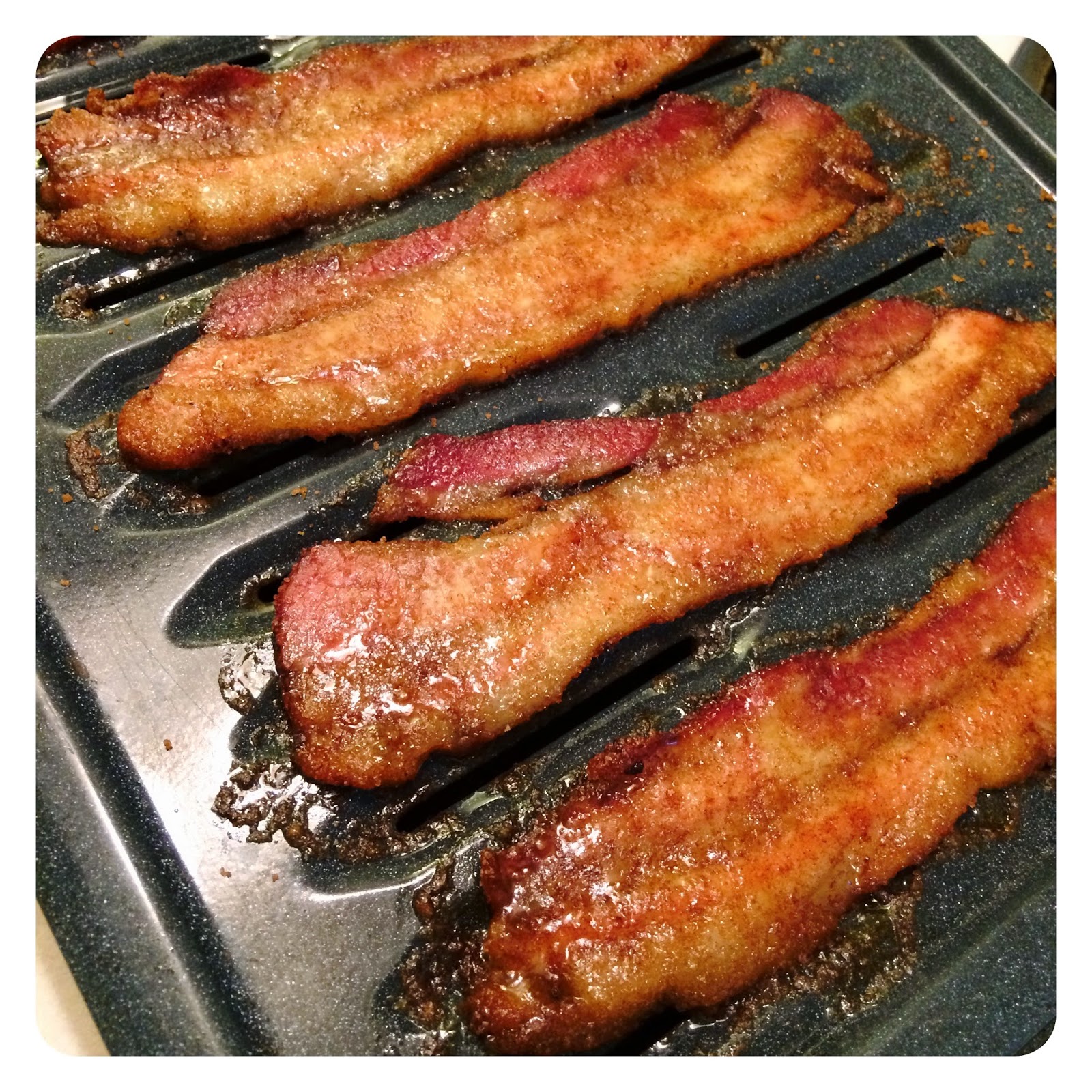 The Charmed Home: Candied Bacon Pecan Pie