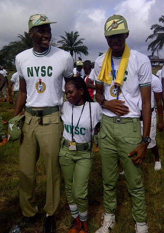 Photo: Meet Nigeria's Shortest Female NYSC Corper - NaijaGists.com ...