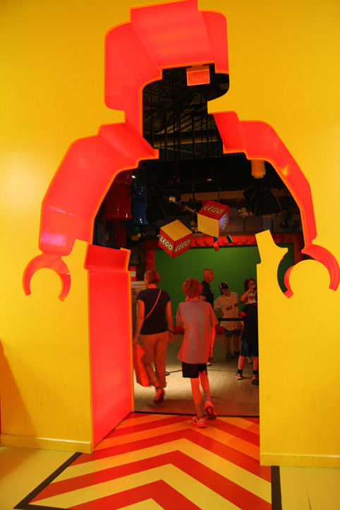 Toronto Fun Places: Legoland Discovery Centre in Vaughan Mills