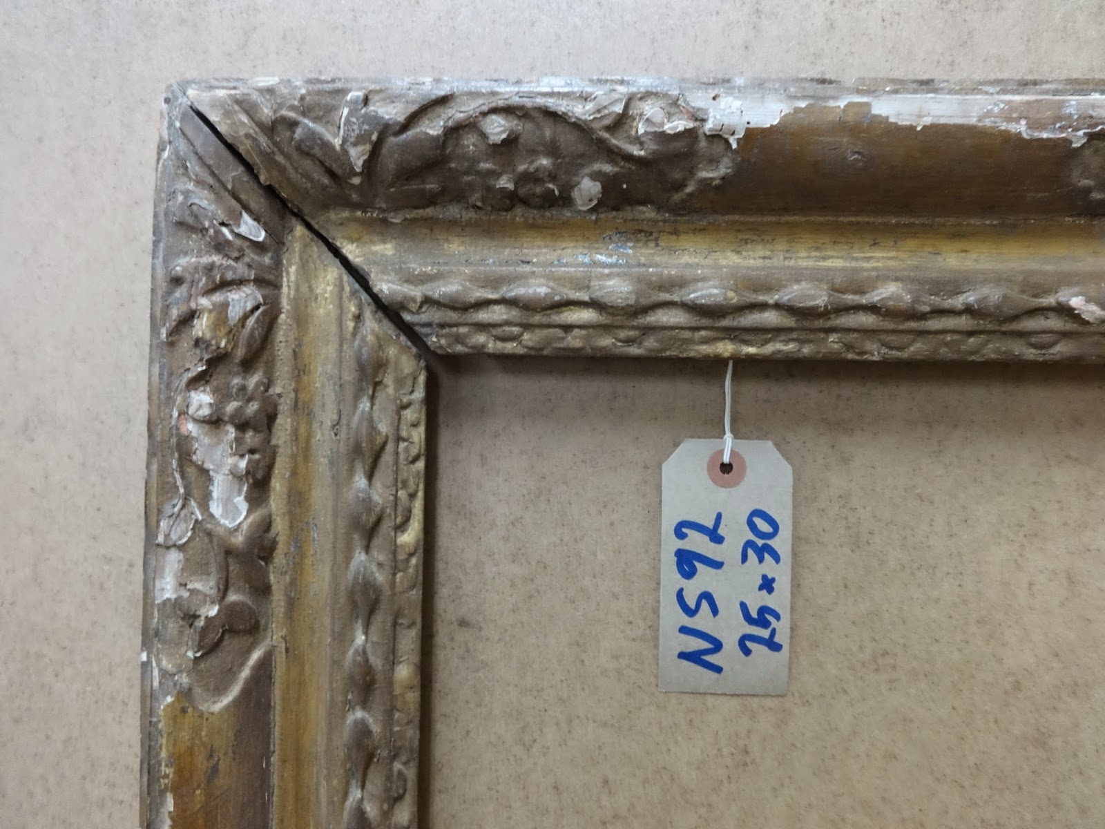 Antique Frame Sale: A 17th/18th Century English Lely Frame
