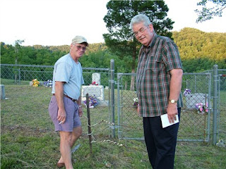 Mona's Memos: Landrum Family Cemetery