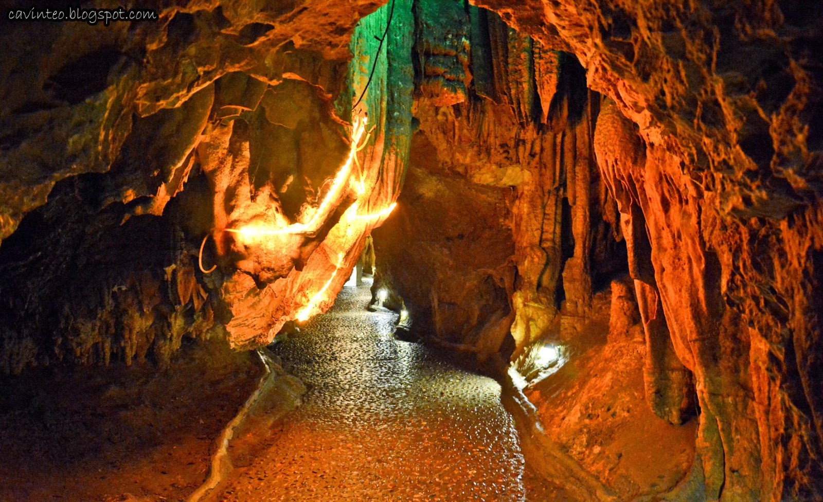 Entree Kibbles: The Silver Cave (银子岩) in between Yangshuo & Lipu ...