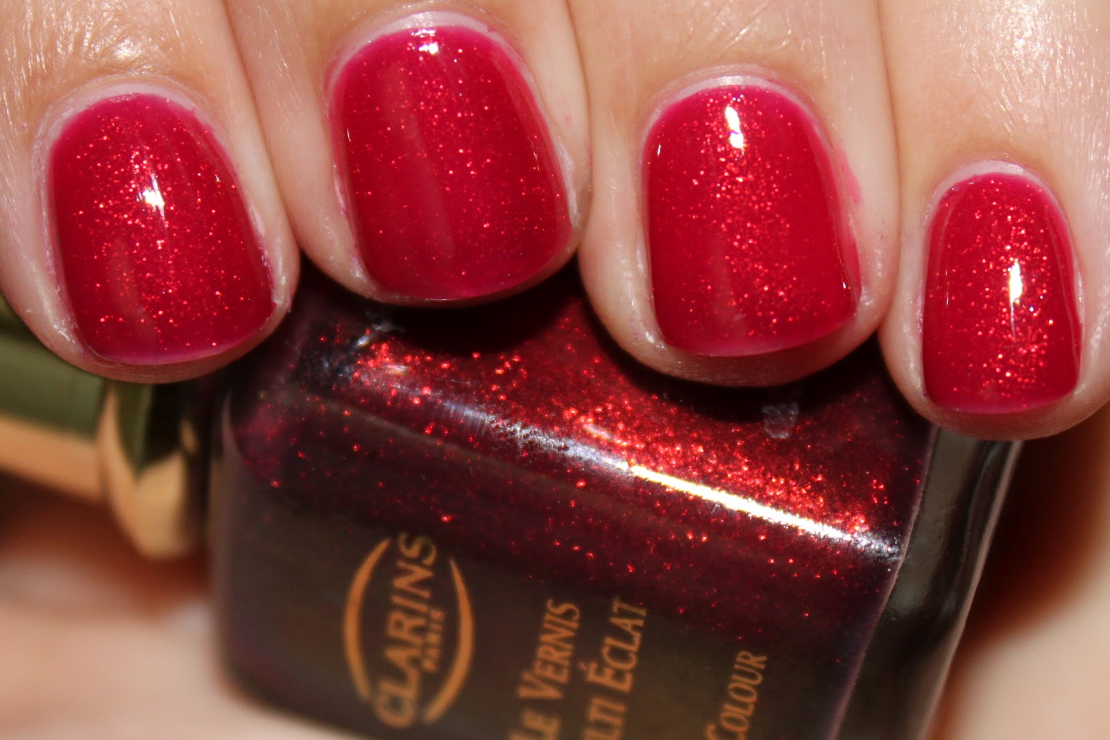 Nubbin Nails: Clarins 230