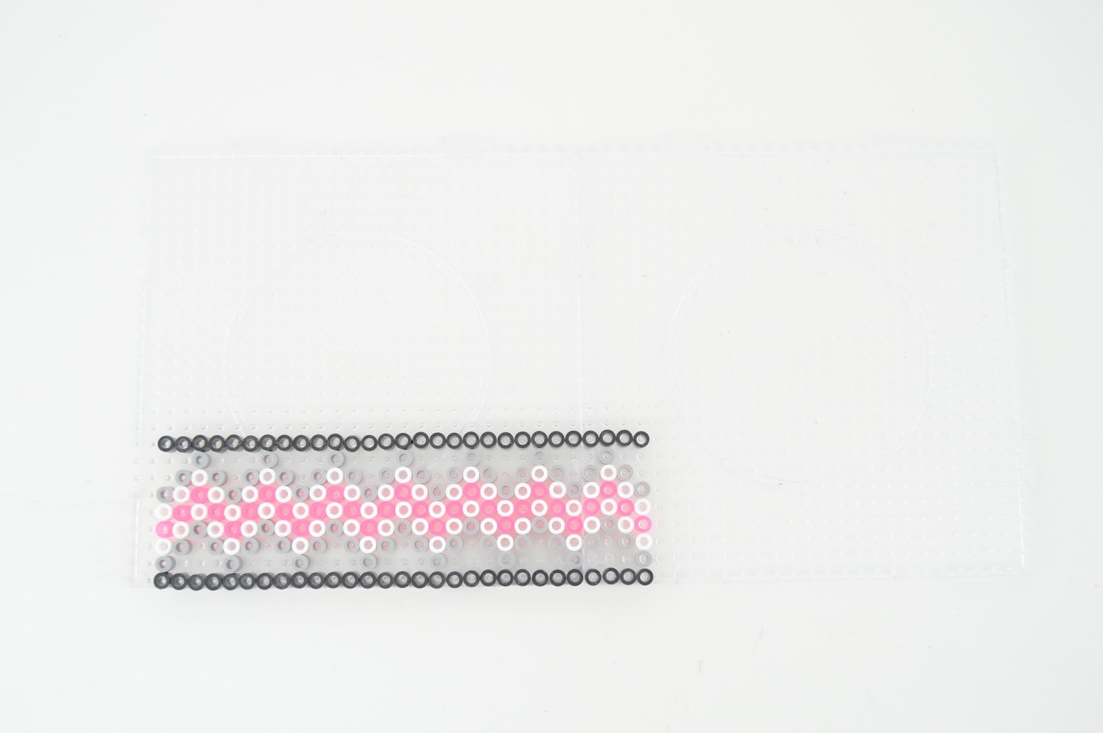 Vikalpah: DIY Perler beads key holder