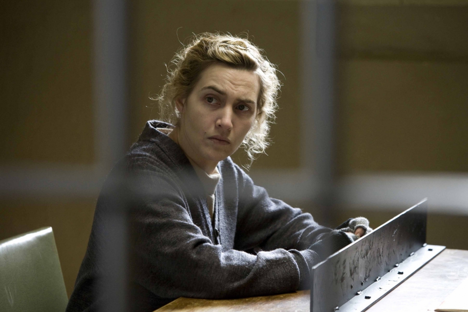 Fragmentos Culturais: O Leitor : o filme, o livro