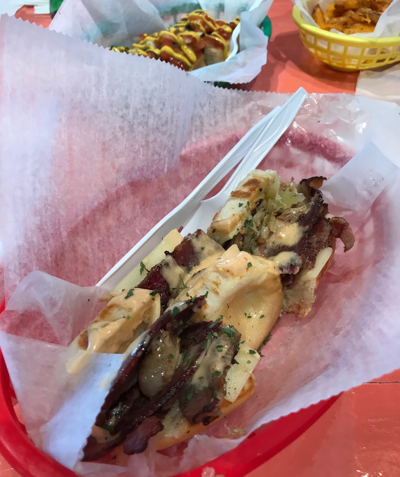 Weird, Wacky and Wild South: Dat Dog is Dat Delicious!