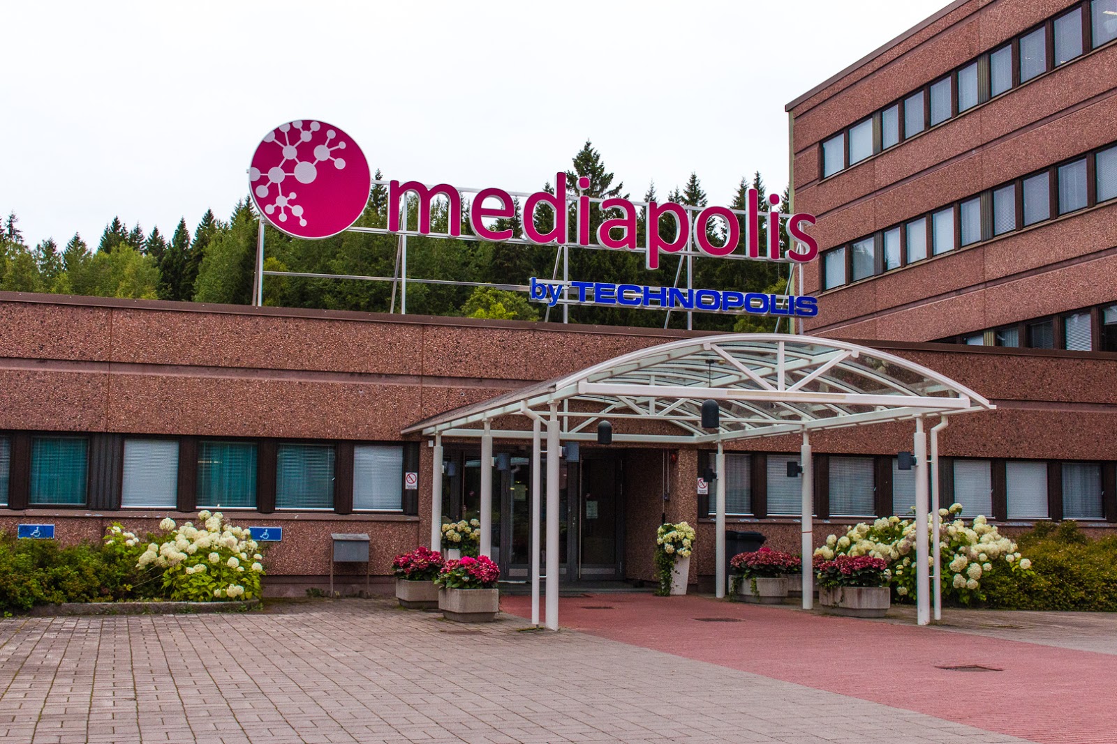 By: Sampo, Nikolai, Pauliina and Olesya