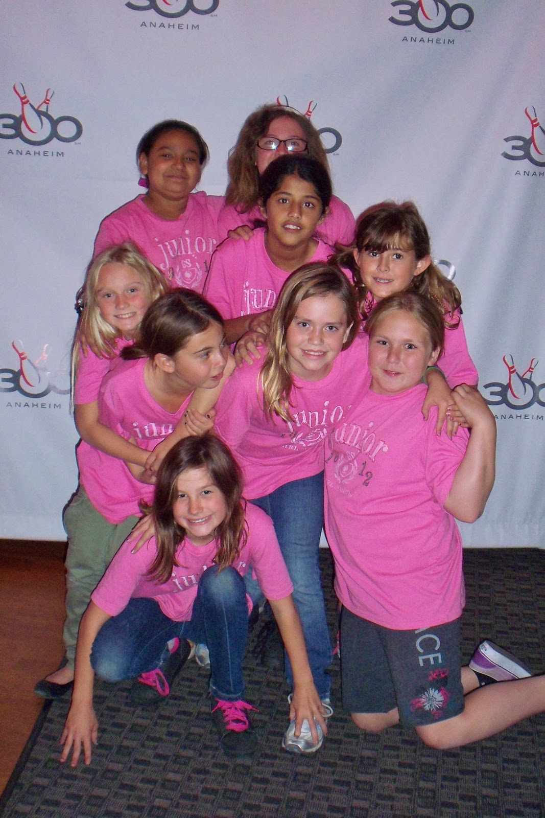HUNTINGTON BEACH GIRL SCOUT TROOP 746: LET'S GO BOWLING!