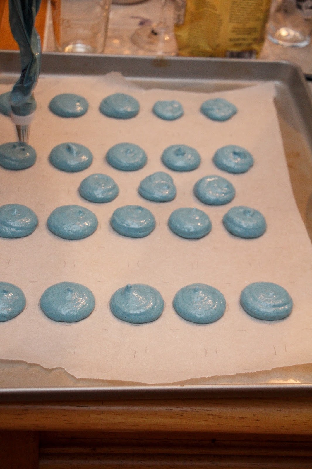 Grosgrain: Craft Night: Macarons!