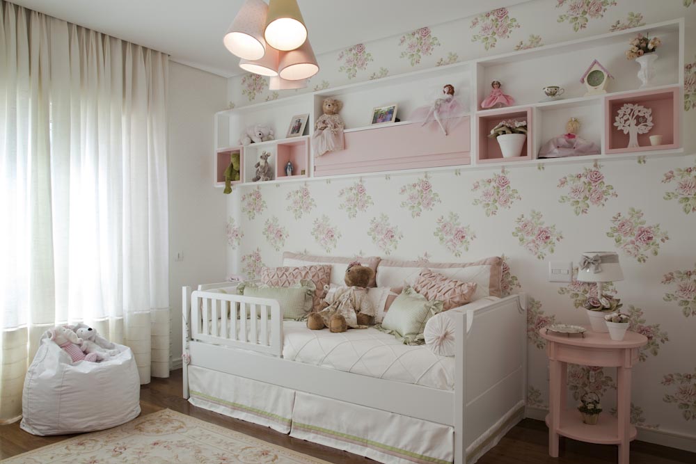 Bricolage e Decoração: Decorar Quartos de Menina com Papel de Parede