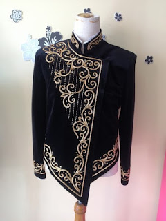 Life: Javanese Traditional Clothing (Beskap)