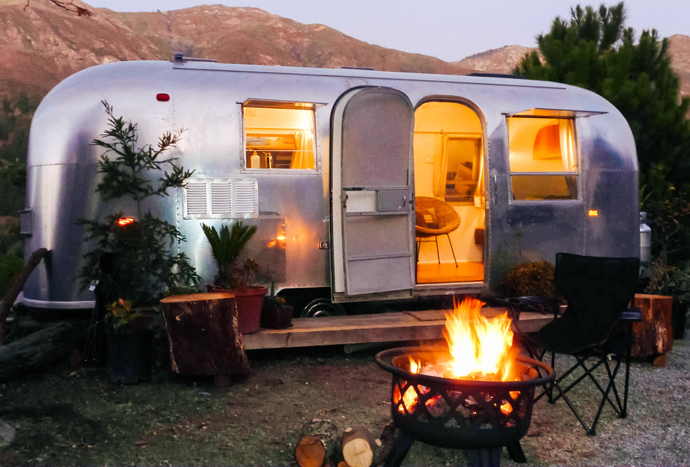 vignette design: Airstream Mania