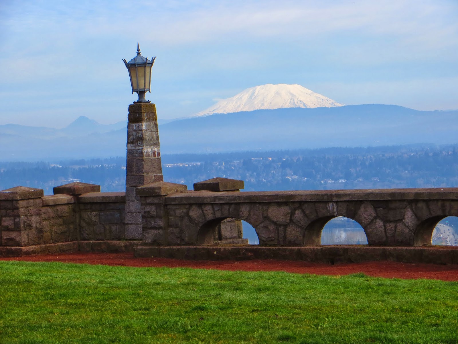 Journalist By Nature: Rocky Butte: Famously Overlooked Portland Landmark