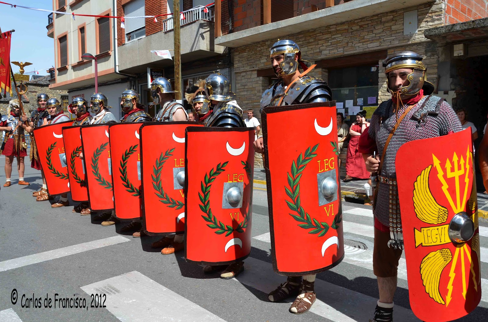 Castroventosa: Las legiones romanas toman las calles de Cacabelos