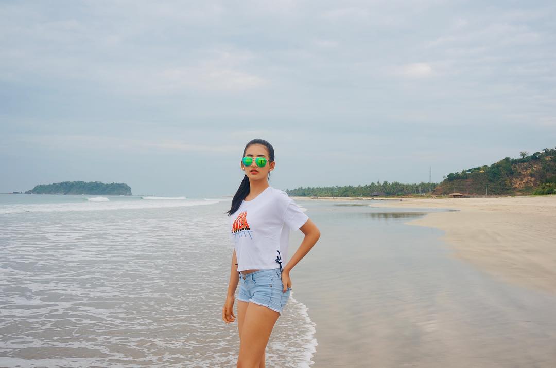 Han Thi | Myanmar Model Girl
