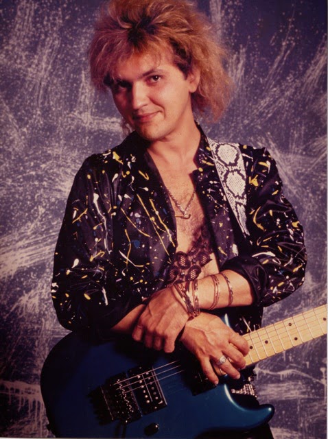 Sintonia :::: Perfil de Robertinho de Recife, criador do Yahoo