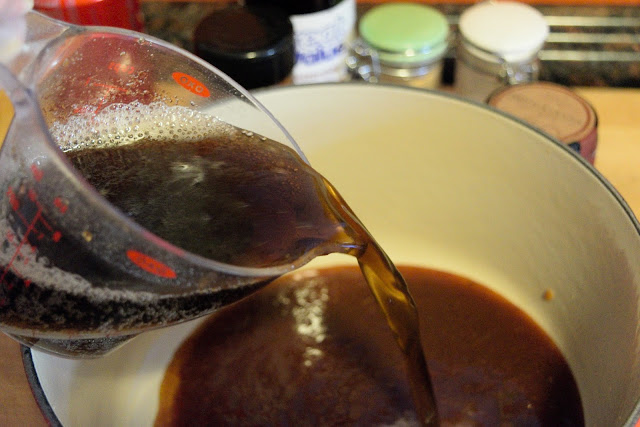 BBQ Chicken Sliders - The Kitchen Wife