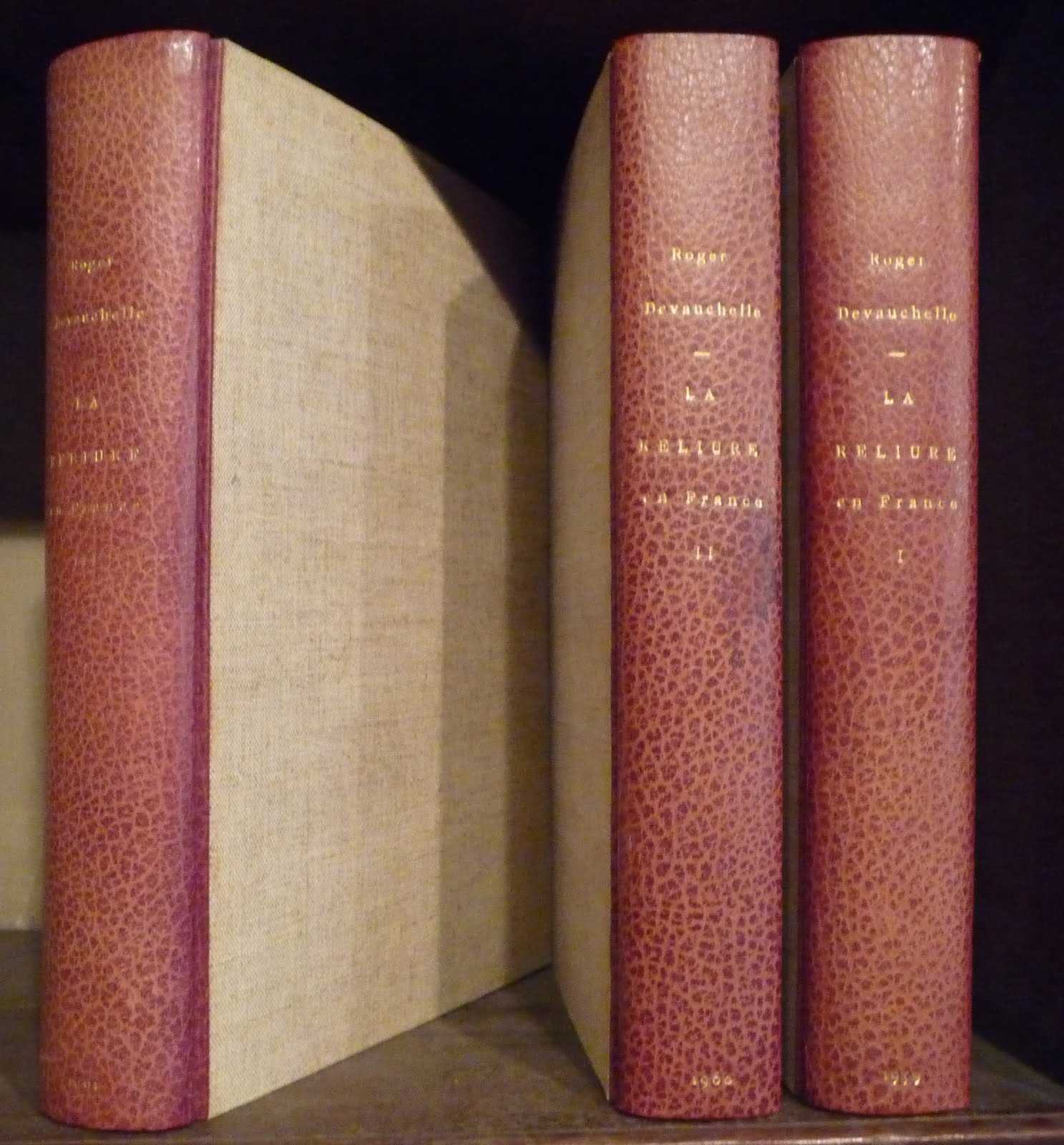 LIBRAIRIE DE NOBELE: DEVAUCHELLE (R.).La reliure en France de ses ...