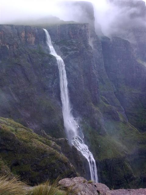Artikel Alam: Tugela Falls di Afrika Selatan