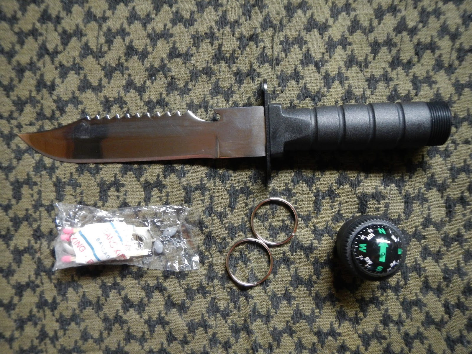 Rambo Survival Knife With Compass