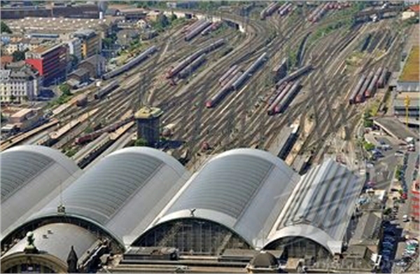 World's most complicated railway line, Frankfurt, Germany..! - facts inform
