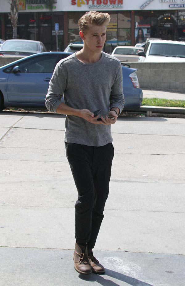 The Heartthrob Hero Blog: Austin Butler