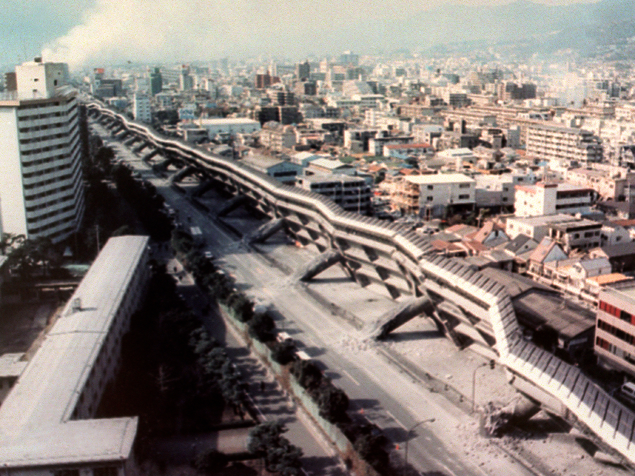 Asian Gazette Blog Joël Legendre-Koizumi: Kobe Earthquake 21 years ago!