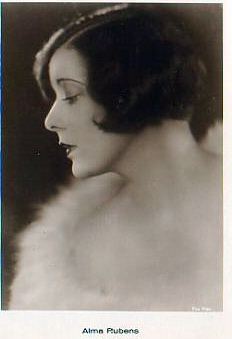 inkspired musings: Vintage women