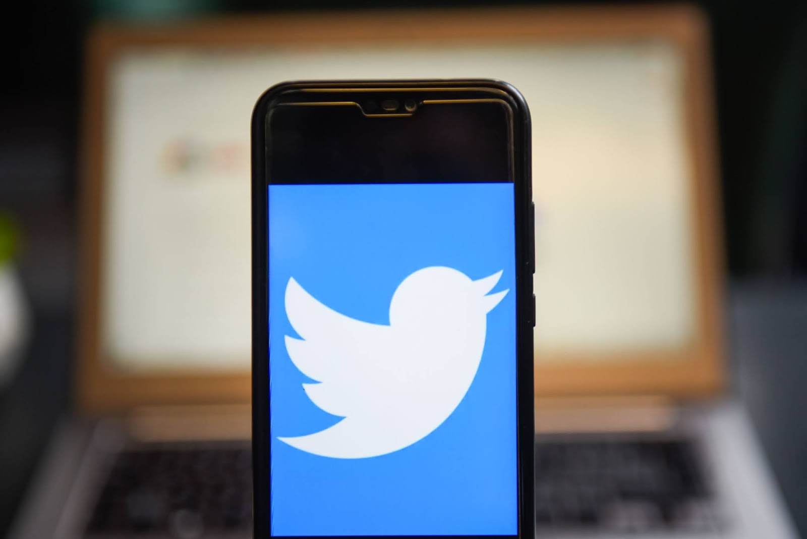 Twitter is bringing in more in-stream ads using Artificial Intelligence