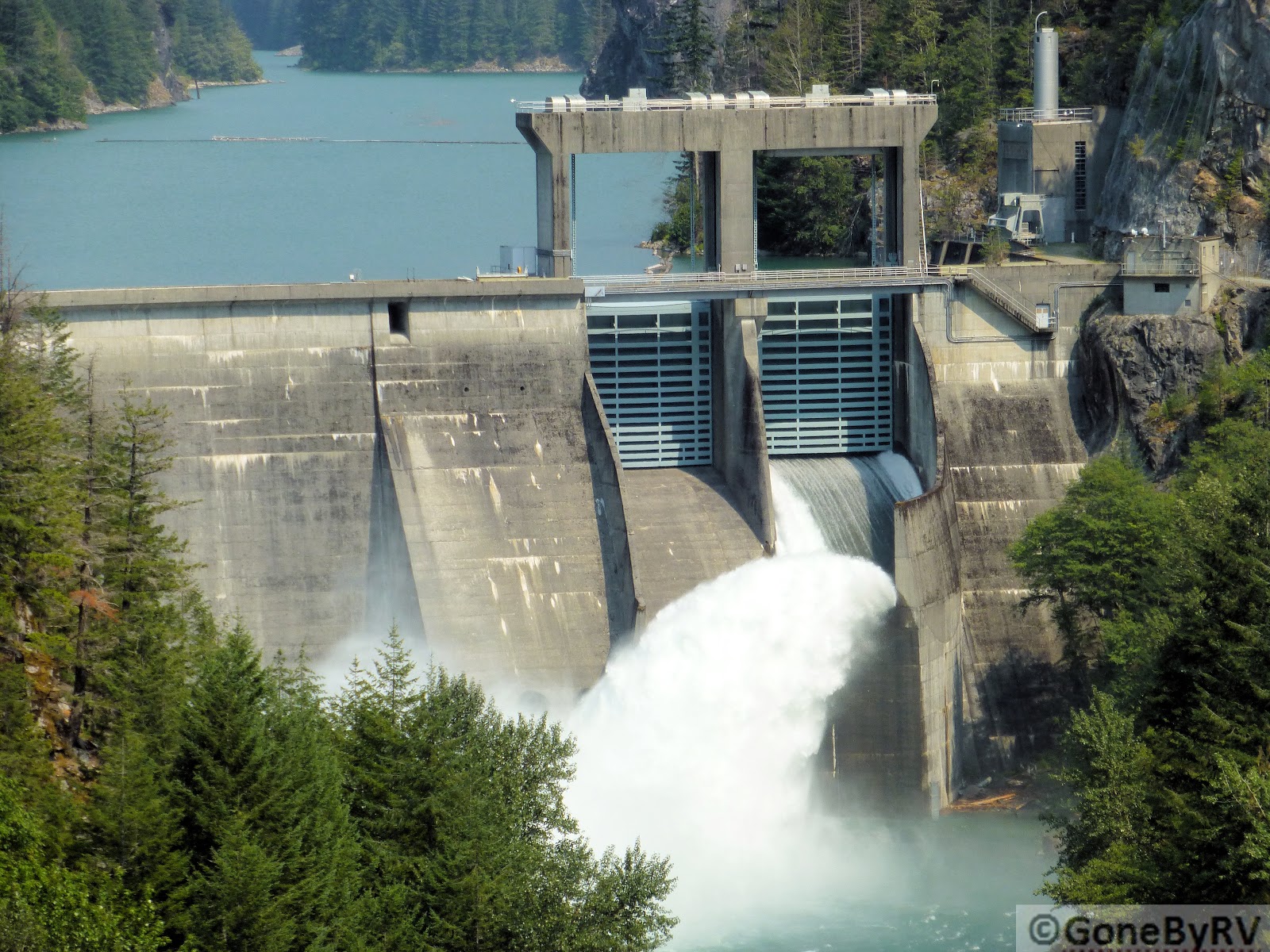 GoneByRV: Dams of the Skagit River Hydoelectric Project
